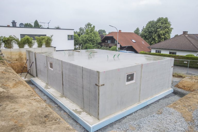 Kellerabdichtung: Weiße Wanne im Fokus